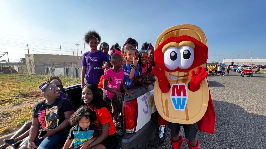 About - Mighty Wash Car Wash